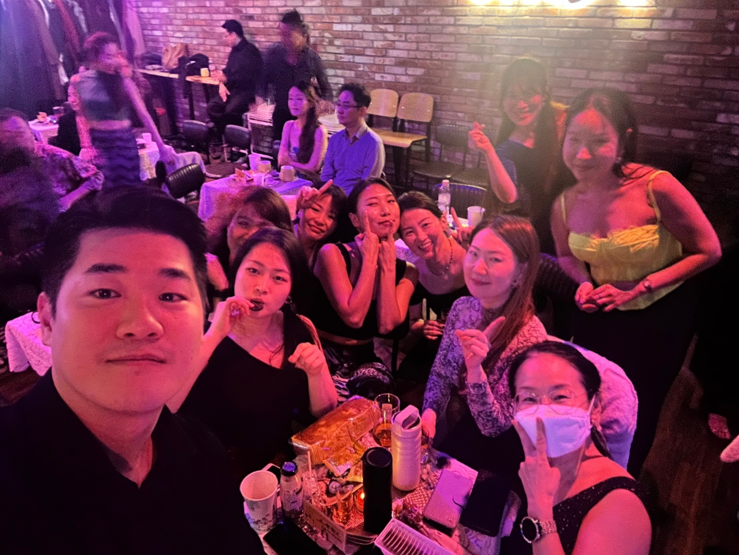 문토 모임 💃🏻 홍대 삼일절 저녁 단 하루의 탱고 Feat 와인🕺🏻